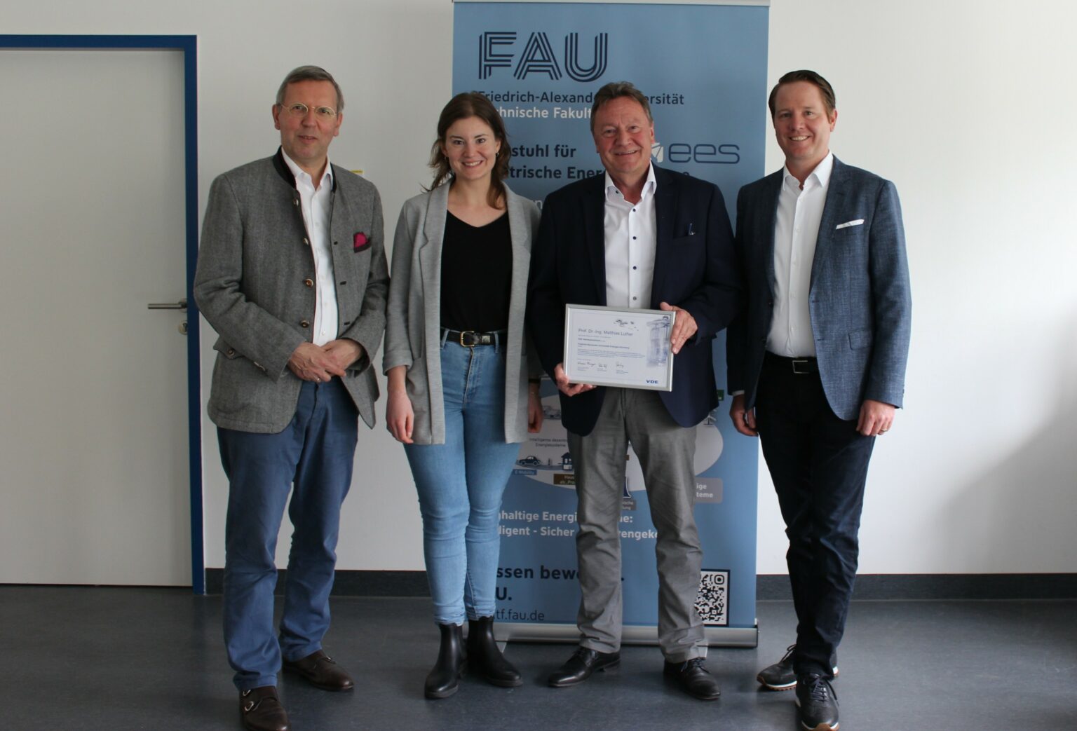 Friedrich-Alexander-Universität › Lehrstuhl für Elektrische Energiesysteme